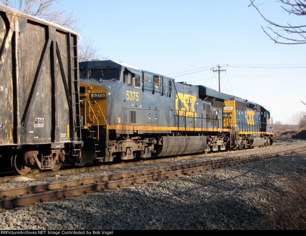 CSX 5375 and 8090